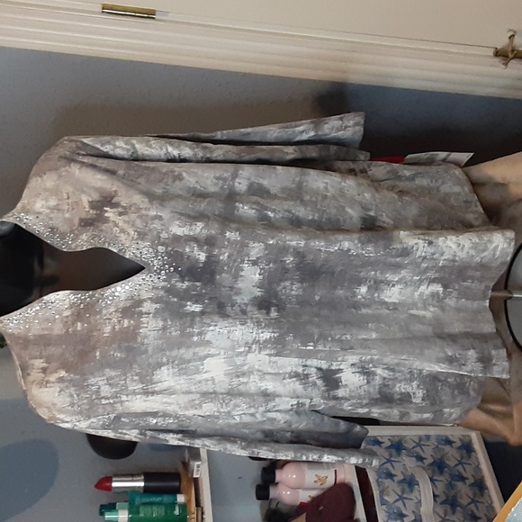 Ruby Rd. | Tops | Ruby Rd Silver And White Tunic Top | Poshmark